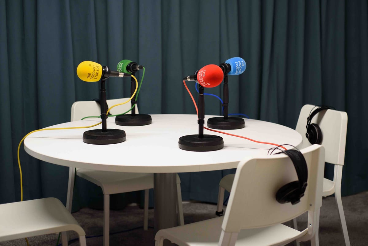 4-Person Podcast Setup: The Ultimate Guide